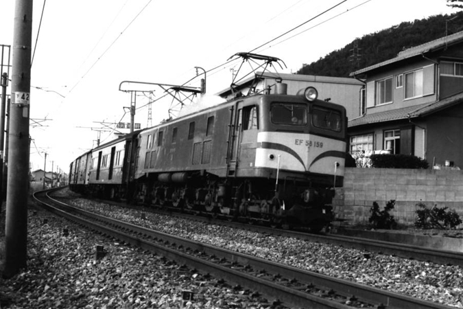 特集：流線形の傑作機「EF58形」 - 日本の旅・鉄道見聞録